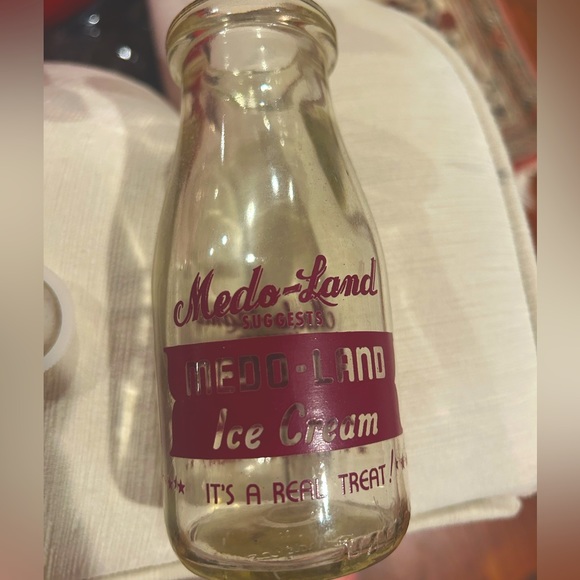 Accents | 1947 Medo Land Dairy Vintage Half Pint Milk Bottle Ice Cream Jar Wcap | Poshmark